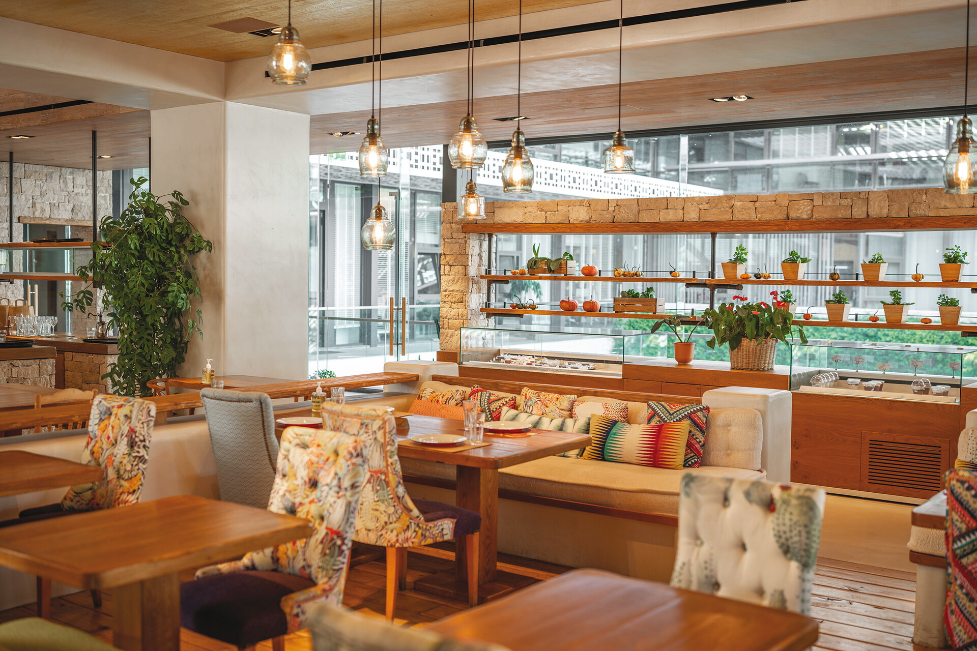 Yi / Γη: Ένας plant-based κόσμος που αλλάζει τον τρόπο που τρέφεσαι | LiFO